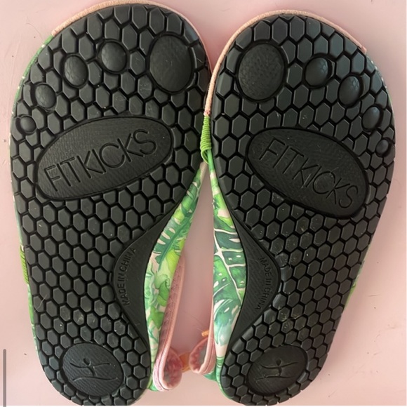 Fitkicks | Shoes | Fitkicks Foldable Active Minimalist Footwear ...